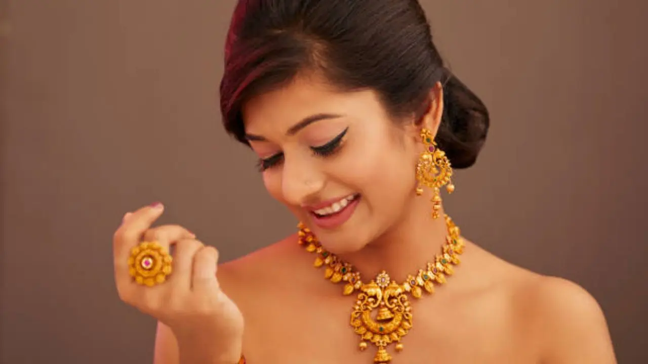 Gold Purity Check these 4 signs before buying 9 carat Gold Jewellery